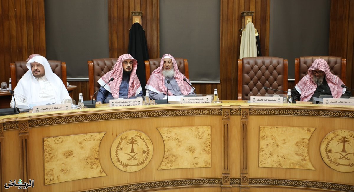 Virus Corona: 3 Fatwa Kibar Ulama Arab Saudi Tentang Shalat Jumat dan ...